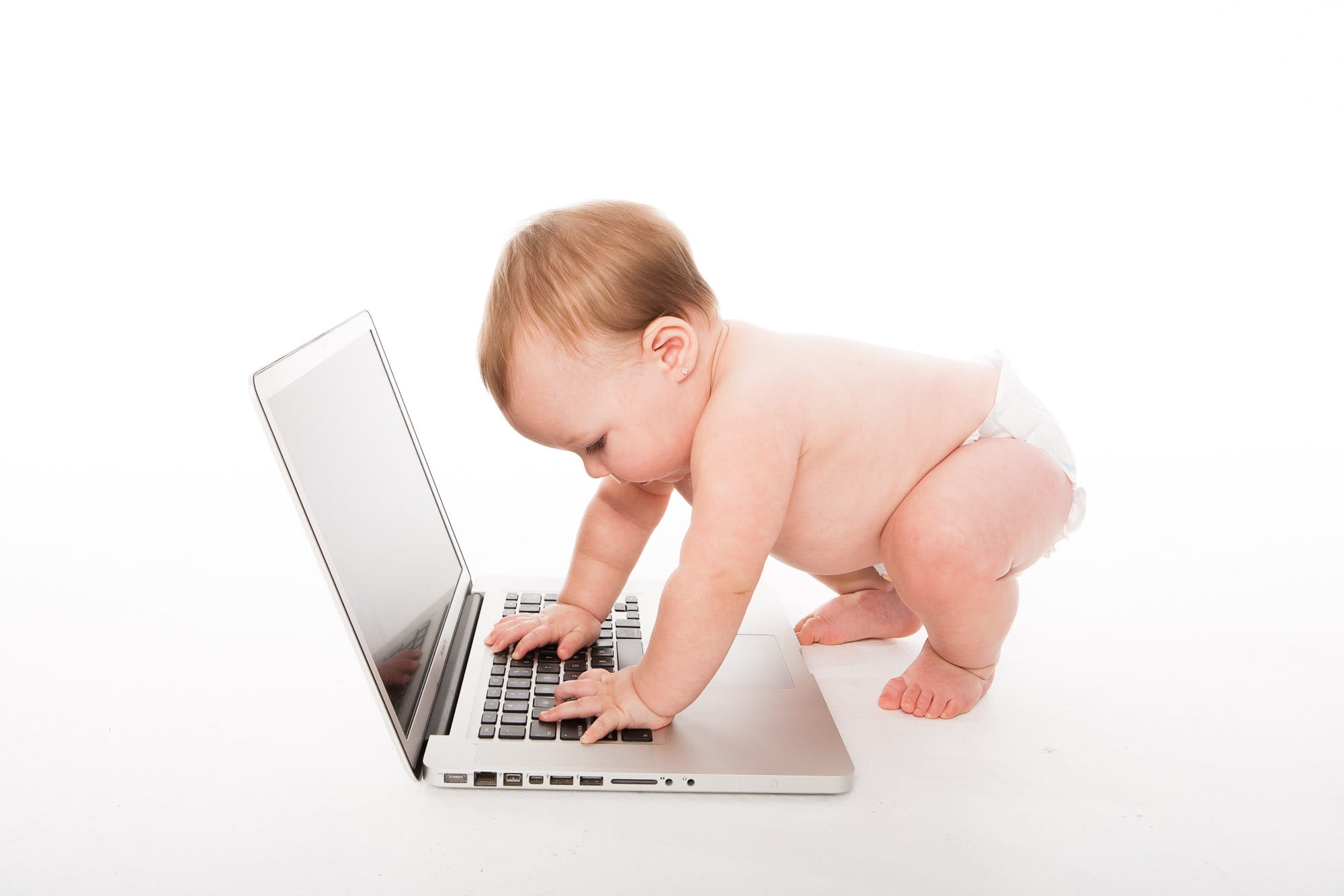 Tips To Engage With Your Kids In The Digital Age - Arrow Tricks