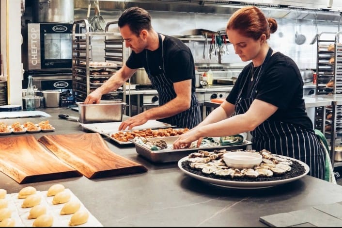 Behind the Scenes: 4 Catering Tips from Industry Pros - Arrow Tricks